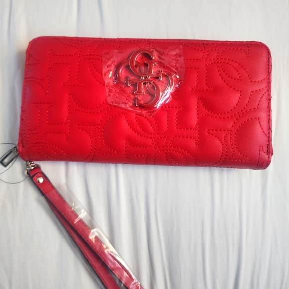 Guess | Bags | Guess Kamryn Ziparound Red Wallet New | Poshmark